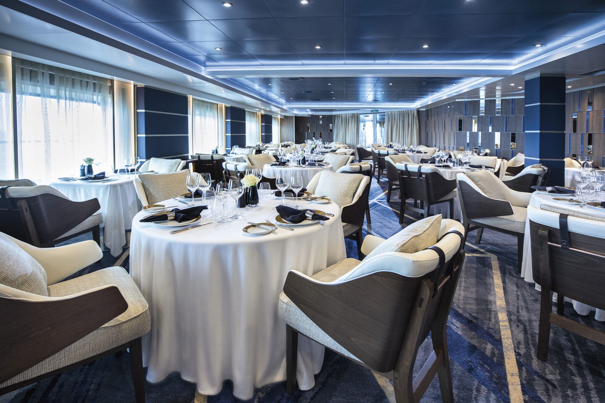 A GUIDE TO DINING ON REGENT SEVEN SEAS CRUISES | anawhiteluxurytravel.com