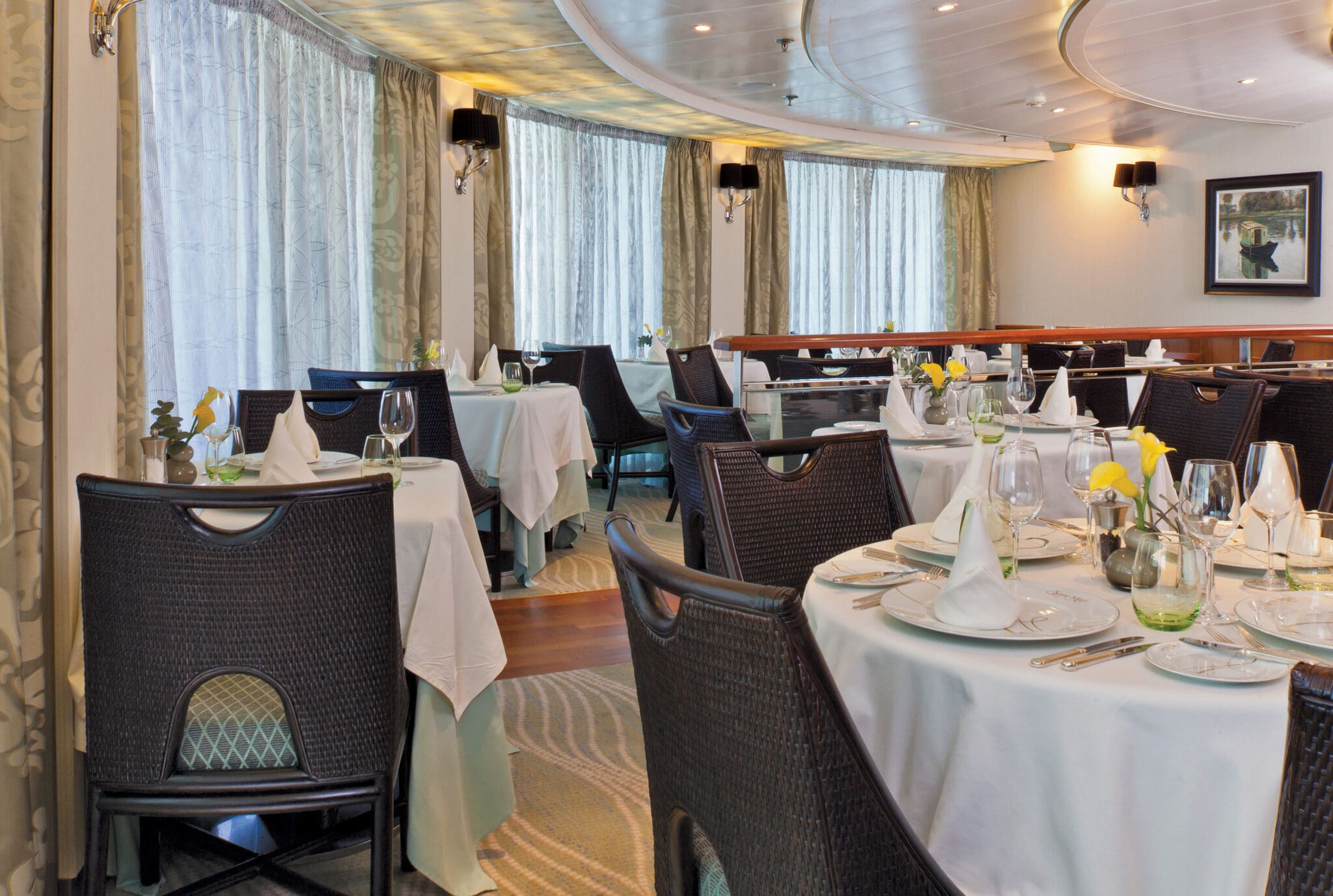 A GUIDE TO DINING ON REGENT SEVEN SEAS CRUISES | anawhiteluxurytravel.com